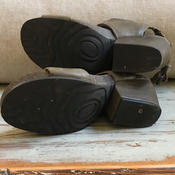 OTBT | Shoes | Otbt Off The Beaten Track Lee Heeled Sandals | Poshmark
